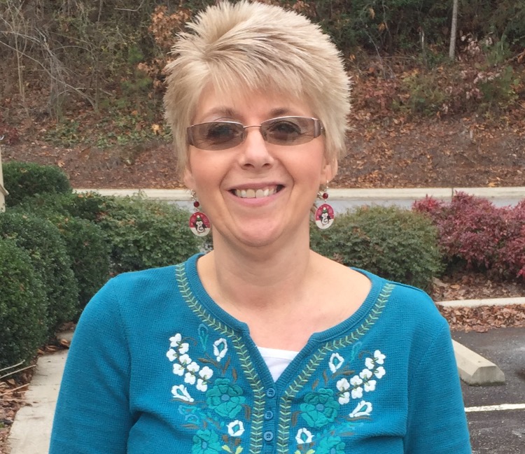 Sylva woman achieves goal of earning high school equivalency diploma ...